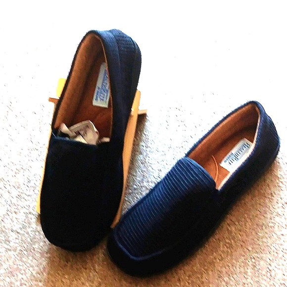 HealthRite by Habana | Shoes | Mens Slippers Sze 3 1 Available New ...